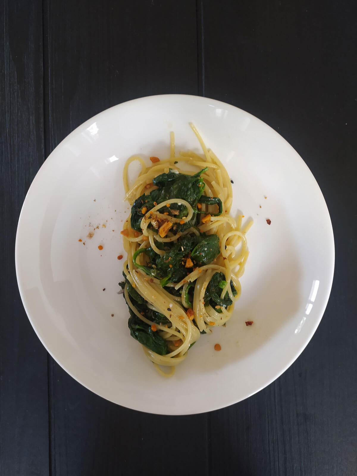 Spaghetti mit Spinat - Julias Gourmet Galaxy